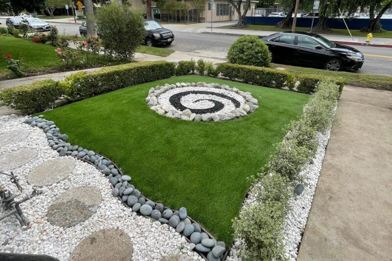 Front Entryway Turf & Stone Design in Del Mar, CA - Eternal Turf & Pavers