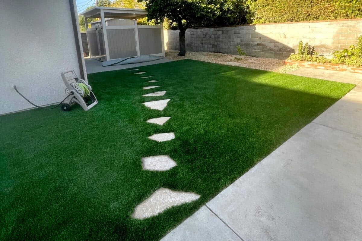 Stepping Stone Design Gallery | Eternal Turf & Pavers