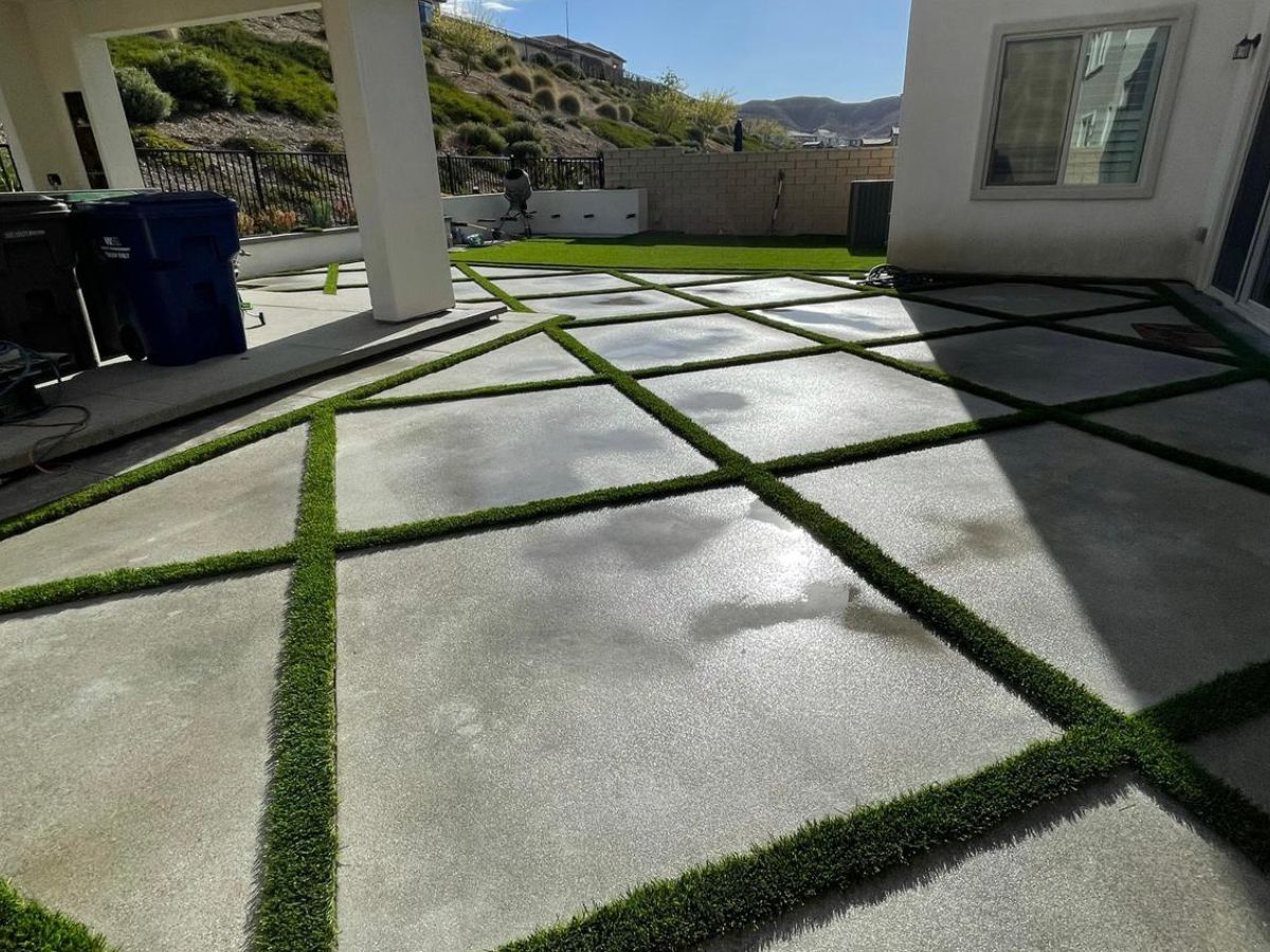 Homepage - Eternal Turf & Pavers